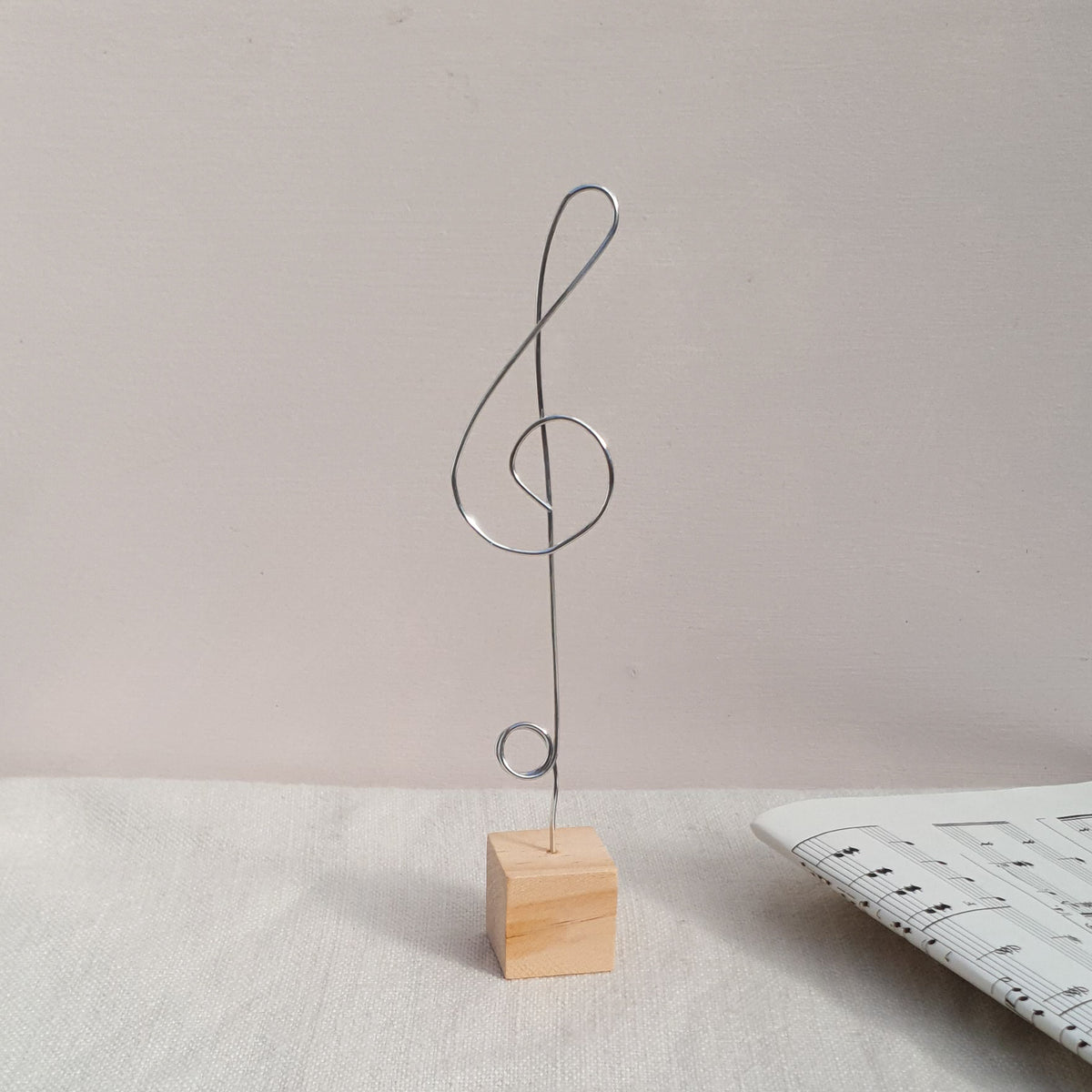 Little Silver Treble Clef Decoration for Music Lovers – Winning Works